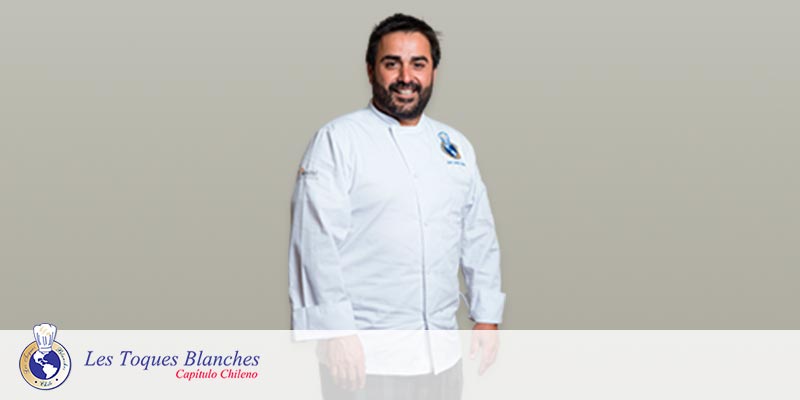 Chef Juan Carlos Bozo Propietario de Cannoli Puerto Velero